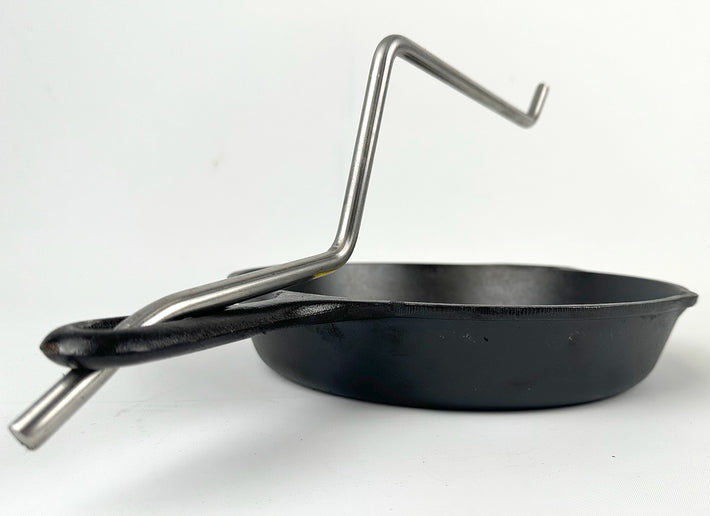 PoulTree: Chicken Roaster Gadget for Ovens and BBQs